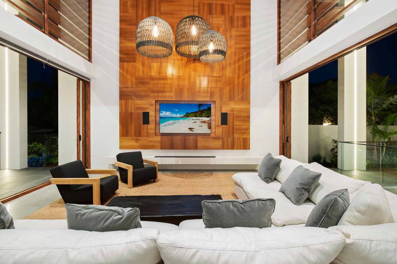 Incredible Floating Water Modern Home in Australia by Chris Clout Design