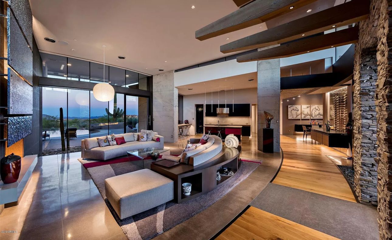 A Custom Home with Amazing Architecture and Design in Scottsdale