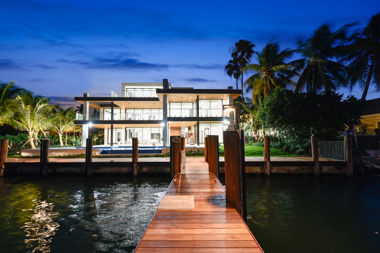 Lake Drive Residence in Harbor Beach by In-Site Design Group LLC