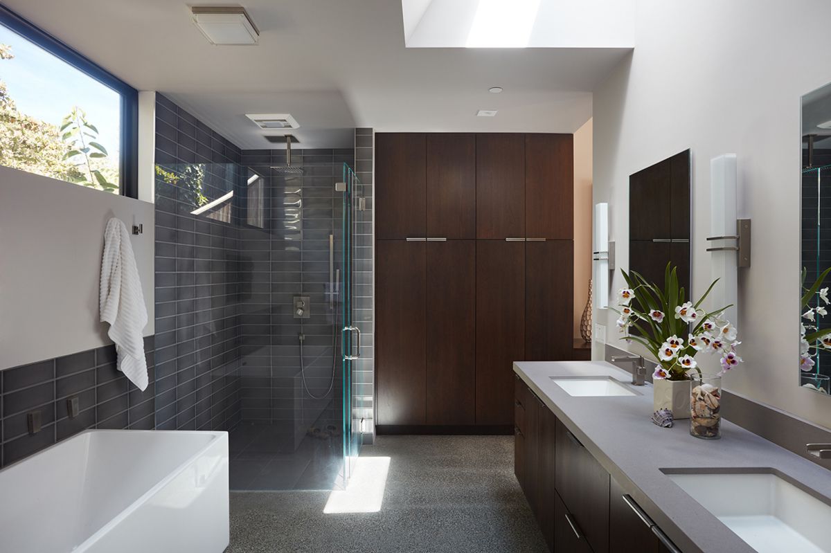 Glass Wall House in Silicon Valley, California by Klopf Architecture ...