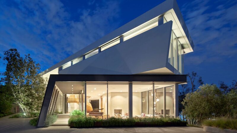 Tree Top Residence in Los Angeles by Belzberg Architects | Luxury Houses