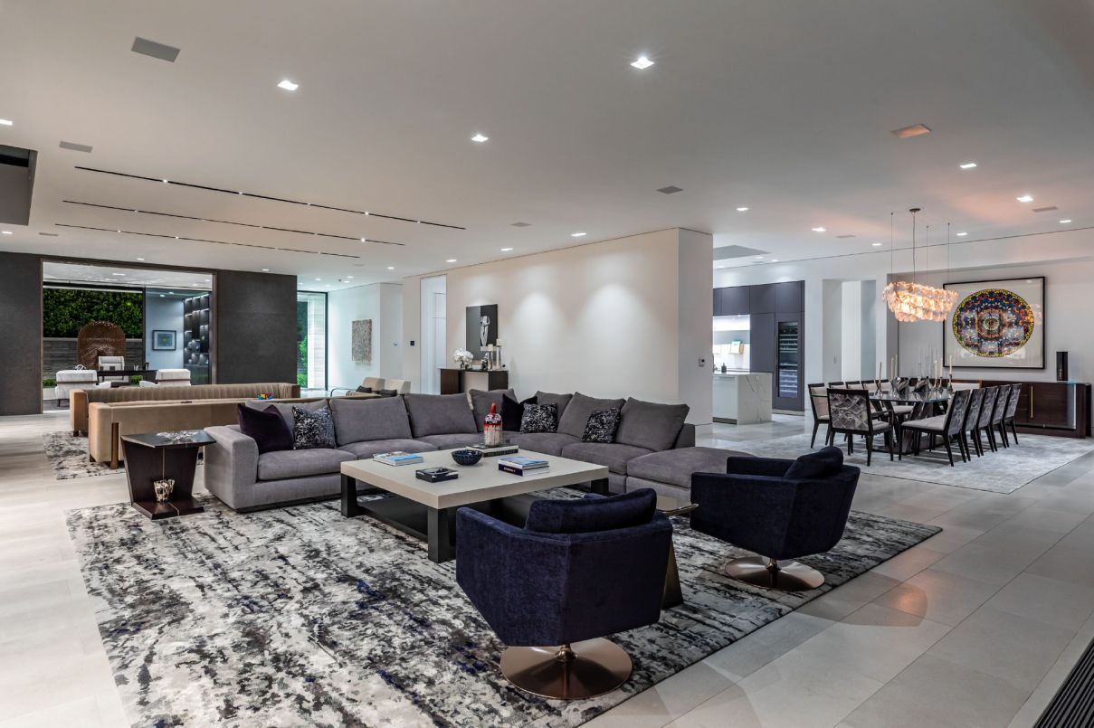 Unrivaled Luxury Living: A Masterpiece by Paul McClean in the Heart of ...