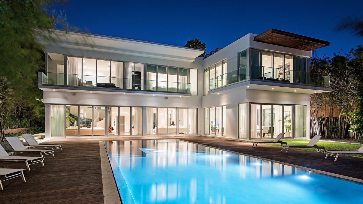 Floating Cubes Residence by Kobi Karp Architecture and Interior Design