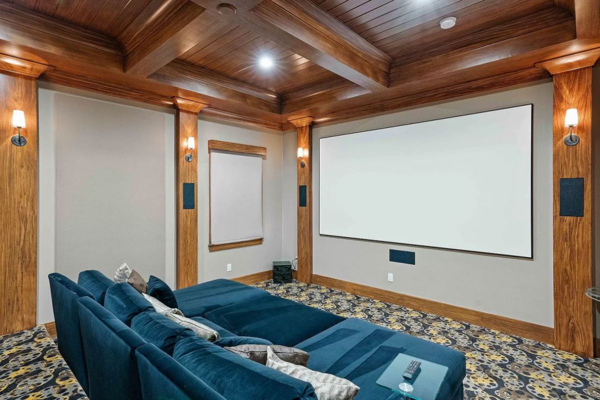 $6 Million Jupiter Waterfront Property with Direct Ocean Access