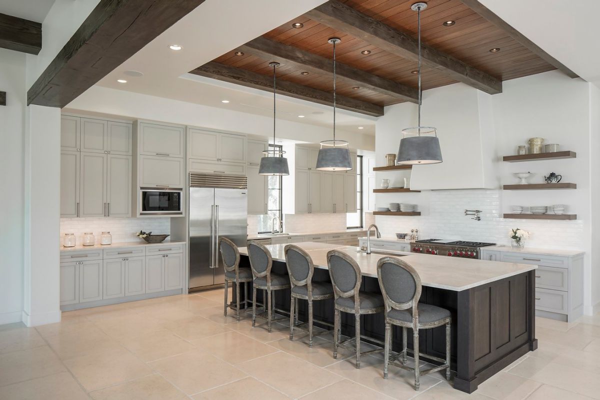 Transitional Texas Residence in Austin by Cornerstone Architects ...