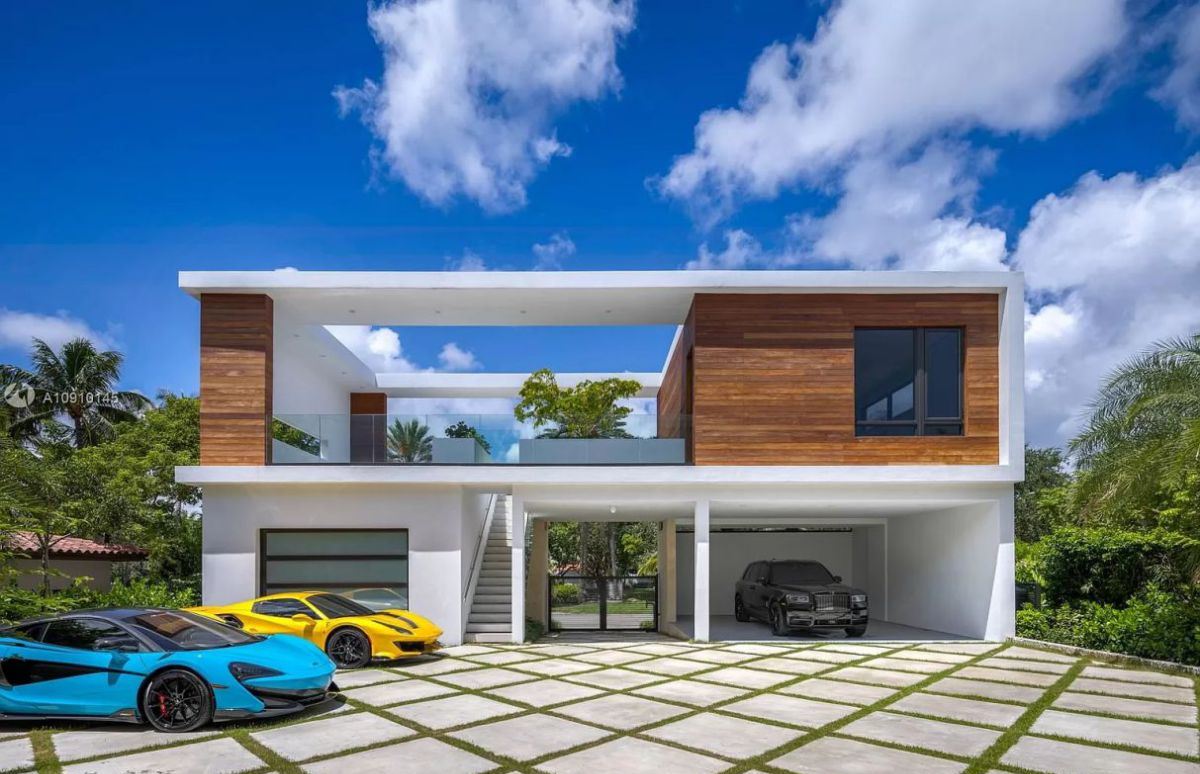 Waterfront Home on Exclusive Allison Island asks for $13.9 Million ...