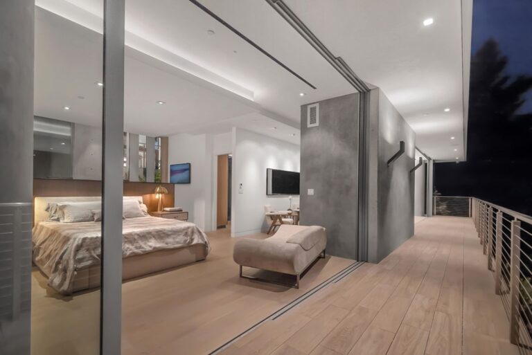 Architectural Masterpiece in Los Angeles Lists for $15 Million | Luxury ...