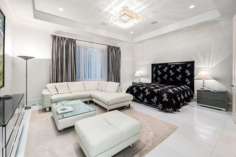 Extraordinary Jupiter House with Modern Design Ask for $10.995 Million ...