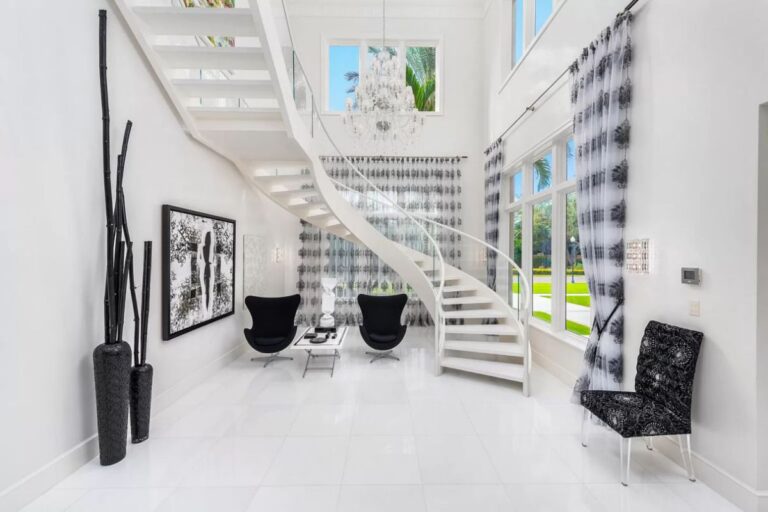 Extraordinary Jupiter House with Modern Design Ask for $10.995 Million ...