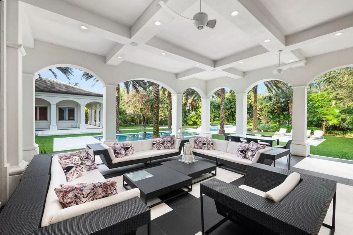 Extraordinary Jupiter House with Modern Design Ask for $10.995 Million ...