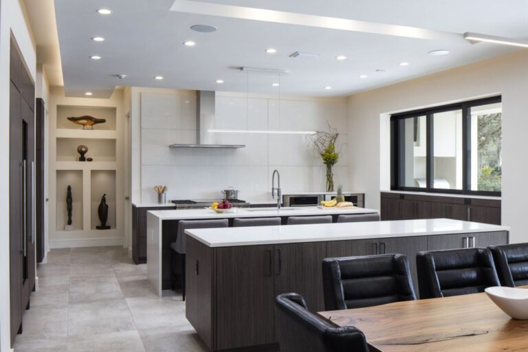 Fiona Custom Home in Orlando by Phil Kean Design Group | Luxury Houses
