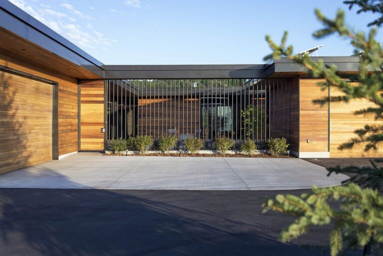 Red Hawk House in Park City, Utah by Imbue Design | Luxury Houses