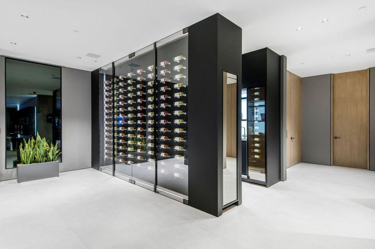 Striking Modern California Mansion with the Highest Quality in ...