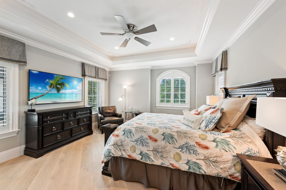 A Masterfully Crafted Custom Home with Exquisite Attention to Detail in ...