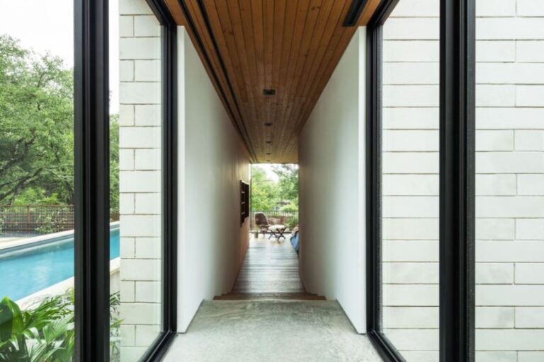 Elegant Contemporary House in Austin, Texas by Ravel Architecture ...