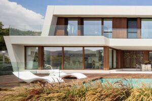 Panoramic House, Unique Home with The Landscape as Protagonist | Luxury ...