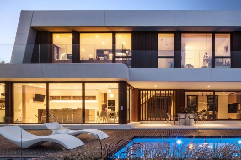 Panoramic House, Unique Home with The Landscape as Protagonist | Luxury ...