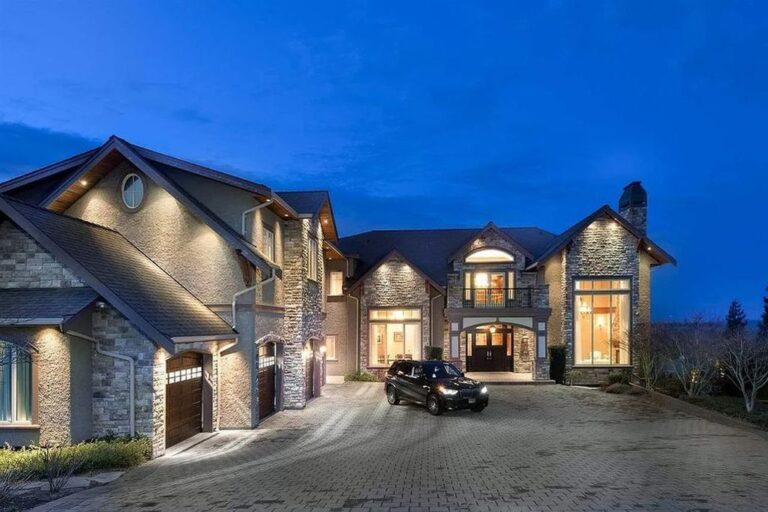 Spectacular Mansion in High Point Estates Highlights Panoramic Views ...