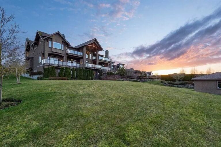 Spectacular Mansion in High Point Estates Highlights Panoramic Views ...
