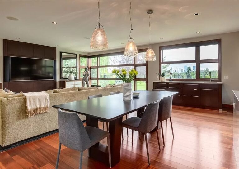 Luxury and Tranquility Meet in This C$4,695,000 Remarkable Contemporary ...