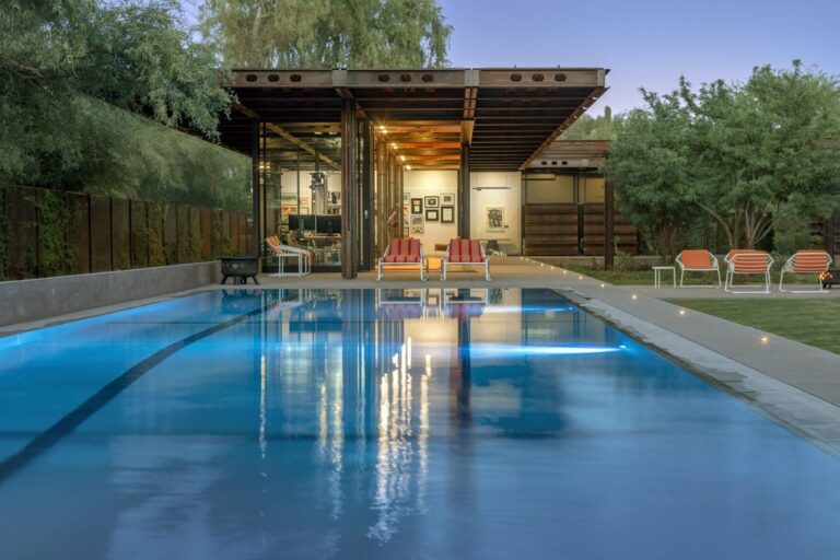 Arizona Courtyard House offers Stunning open Plan by Optima DCHGlobal ...