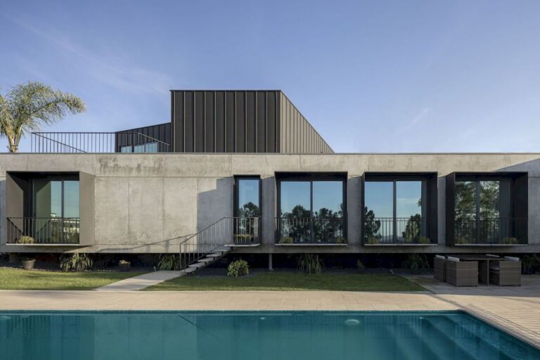 PS House with Unique Terrace Solution by Inception Architecture Studio ...
