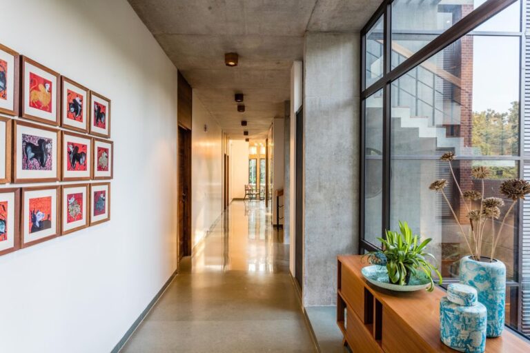 Dalal House, an Impressive Home in India by Groundwork Architecture ...