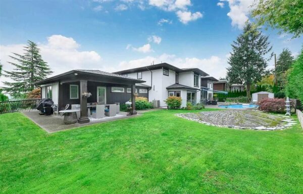 Spectacular Estate in West Vancouver with Amazing Ocean & City View ...