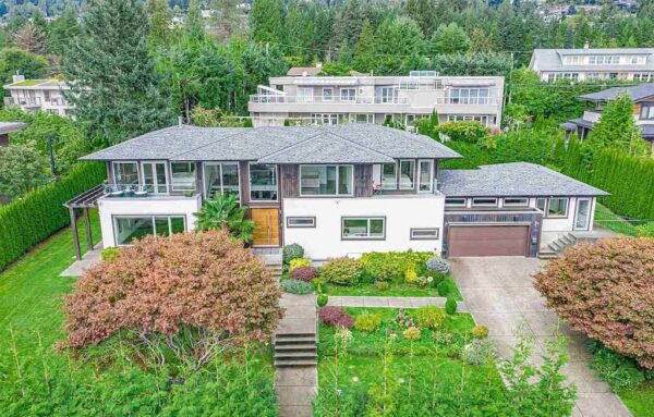 Spectacular Estate in West Vancouver with Amazing Ocean & City View ...
