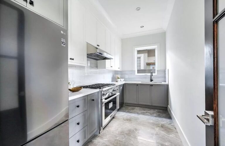 Stunning Custom Home in Richmond with Fantastic Landscaping Hits the ...