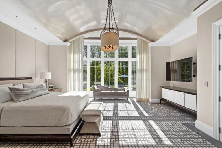 This Property Stands In a World of its Own with The Pinnacle of Luxury ...