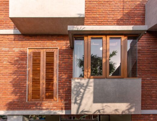The Gully Home in India with beautiful view of sea by ED+ Architecture ...