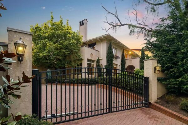 Architectural Masterpiece in Spanish-style Design in Seattle Listed at ...
