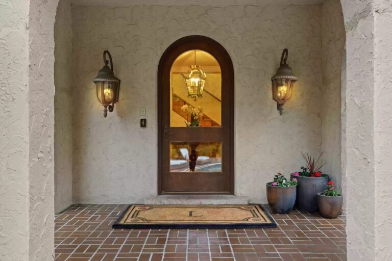 Architectural Masterpiece in Spanish-style Design in Seattle Listed at ...