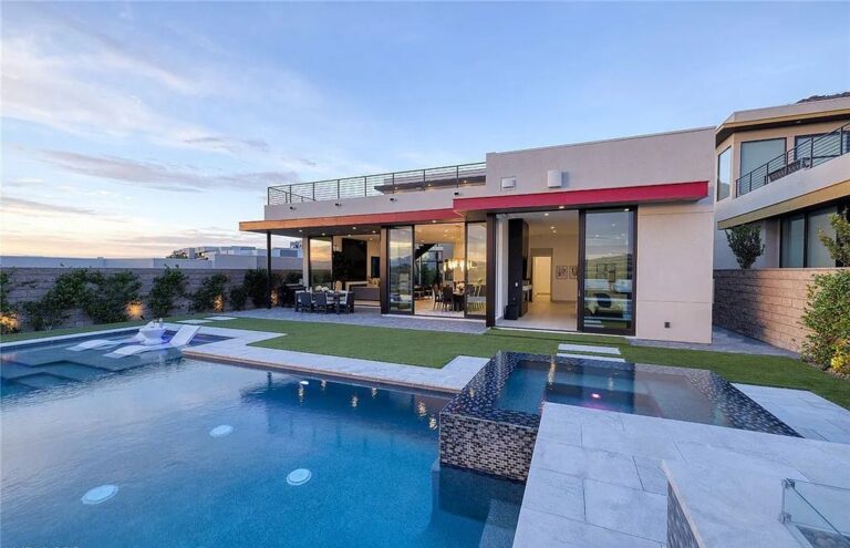 Stunning Henderson Smart Home with Strip and Mountain Views in ...