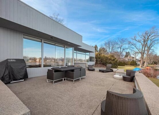This $2.999M One-of-a-kind and Rare Real Estate Compound Commands Great ...
