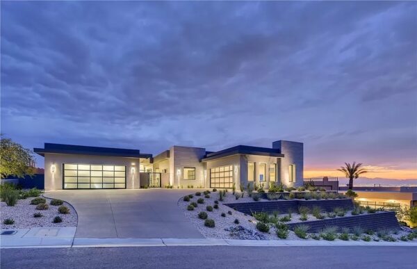 This $6.5 Million Beautiful Home in Henderson Boasts Spectacular Views ...