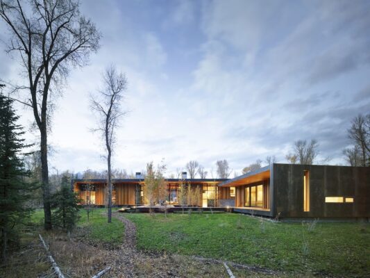 Riverbend Residence with Contemporary architecture by CLB Architects ...