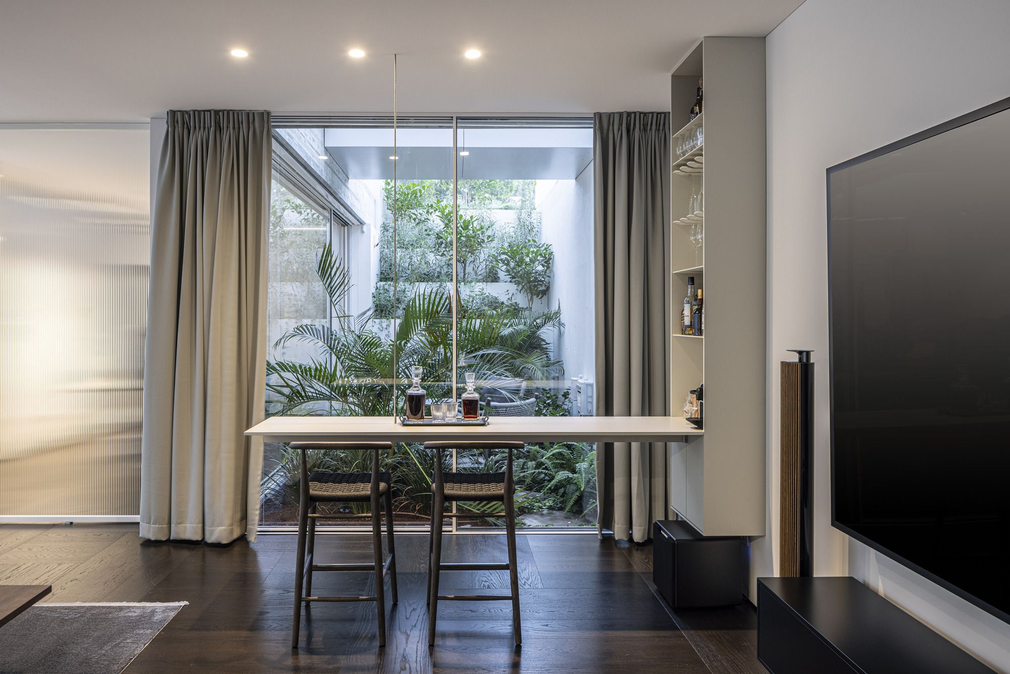 Pixel House, an Innovative Private Residence by Anderman Architects ...