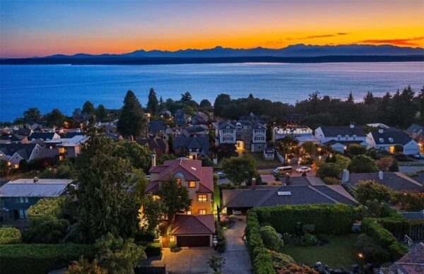 This $4.998M Tuscan-Inspired Home is Meticulous to The Last Detail in ...