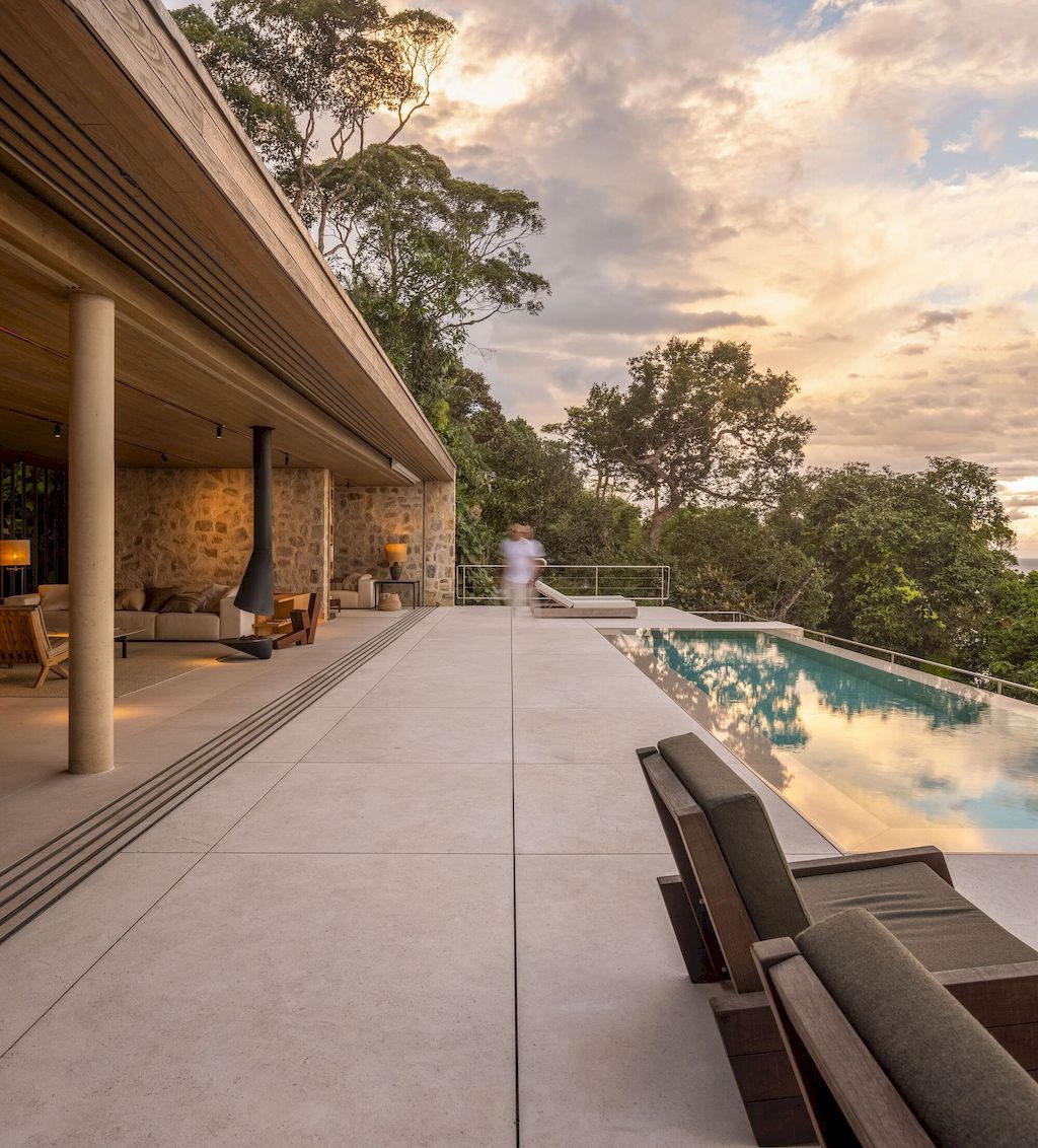 LAB House, stunning home blend in with nature by Studio Arthur Casas ...