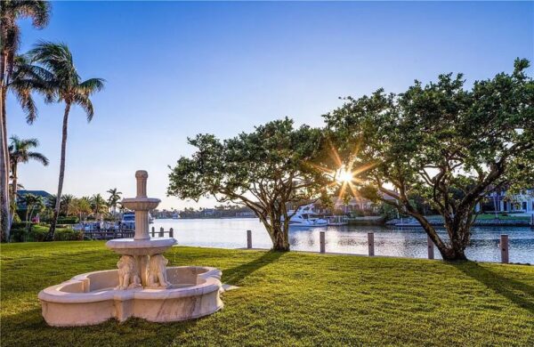 A Glimpse Inside the $25 Million European-Style Mansion in Naples ...