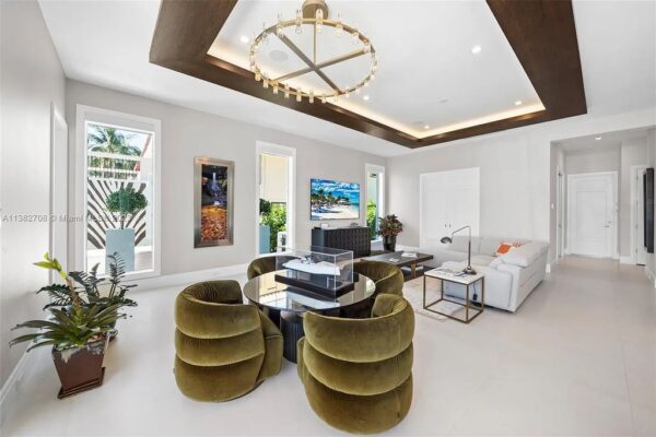Discover the $13.5 Million Michael Grey-Designed Estate in Fort ...