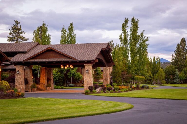 R&B Ranch: Luxurious Legacy Ranch with Breathtaking Views of the ...