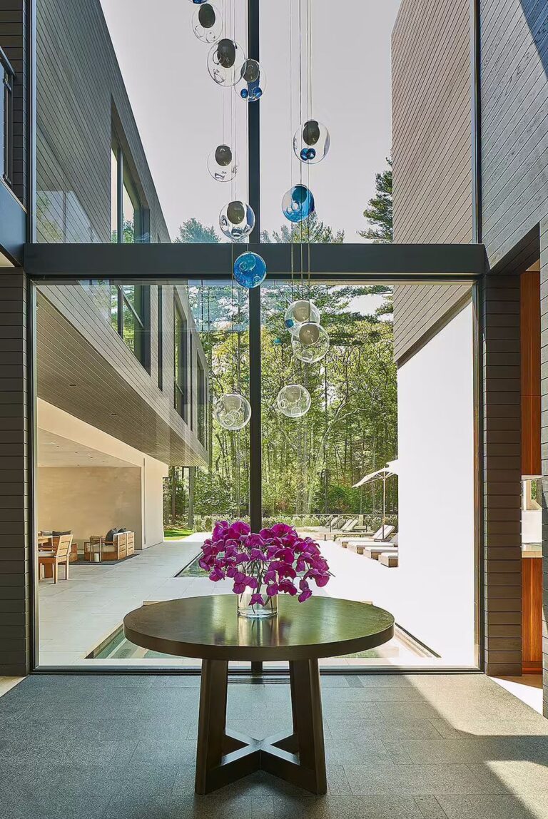 Bull Path, Modern House with Two-storey Volumes by BMA Architects ...