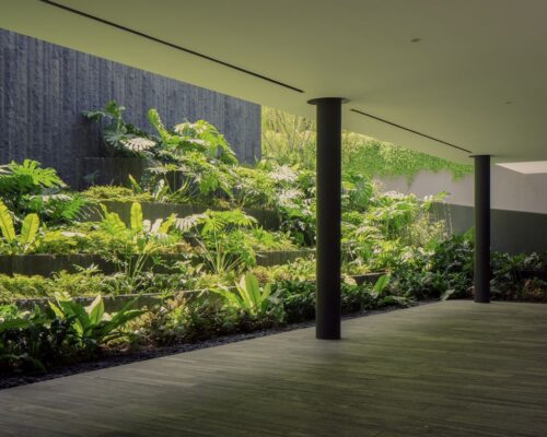 Serendipity House in Singapore by Wallflower Architecture + Design ...
