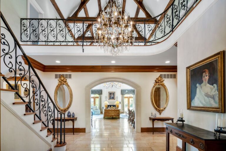 Beautiful French Provincial-Style Home in Cincinnati, Ohio for $3.399 ...
