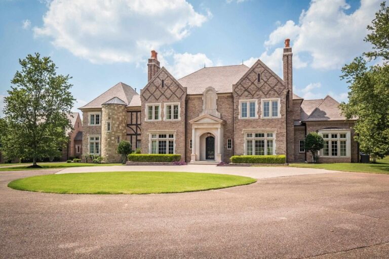 One-of-a-kind Tennessee Estate Redefines Luxury and Sophistication ...