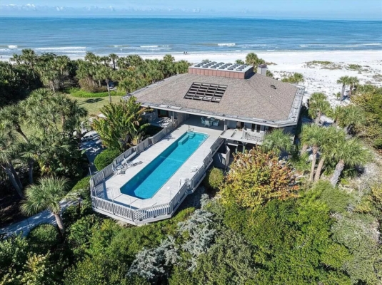 Discover the $37.5 Million Mandalay Point Estate, Clearwater Beach's ...