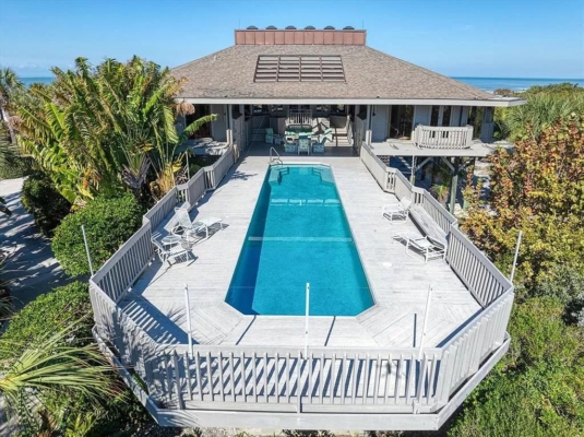 Discover the $37.5 Million Mandalay Point Estate, Clearwater Beach's ...